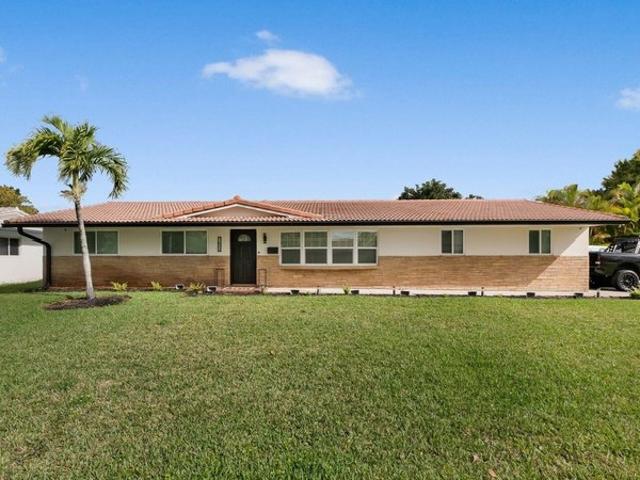 7601 NW 41st St, Coral Springs, FL 33065
