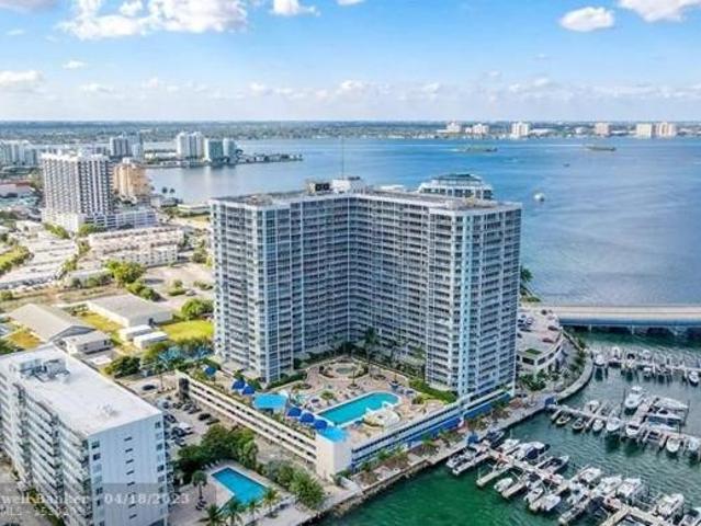 7601 E Treasure Dr #Ph123, North Bay Village, FL 33141