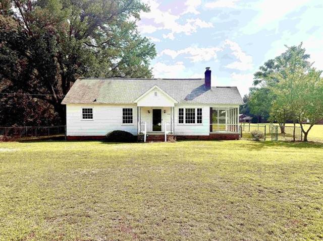 7601 Georgetown Hwy, Andrews, SC 29510