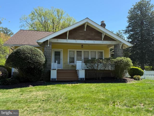 7601 Idylwood Rd, Falls Church, VA 22043 | MLS #VAFX2301 | Compass