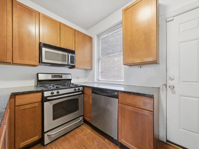 7601 S Essex Ave, Unit 2, Chicago, IL 60649 | MLS #12588