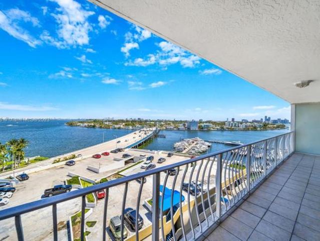 7601 Treasure Dr E #1114, North Bay Village, FL 33141