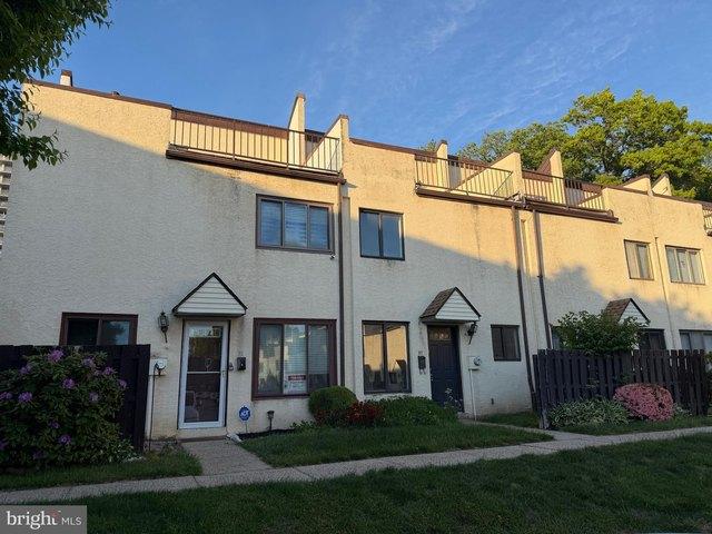 7601 00 Crittenden St Unit H1, Philadelphia, PA 19118