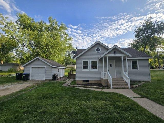 7602 Arbor Rd, Wonder Lake, IL 60097
