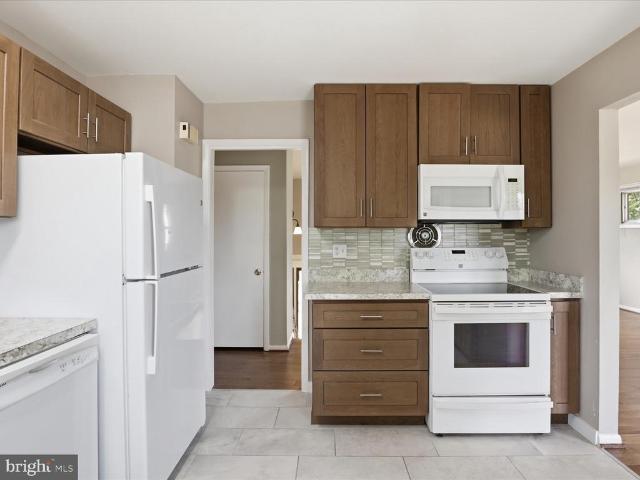 7602 Kipling Parkway