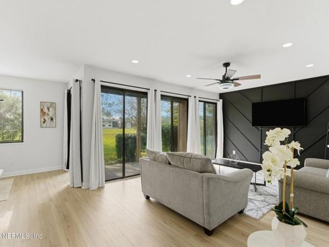 7602 Las Palmas Way Unit 181, Jacksonville, FL 32256