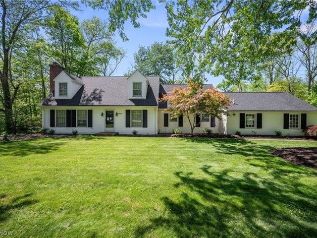 7602 Red Fox Trl, Hudson, OH 44236