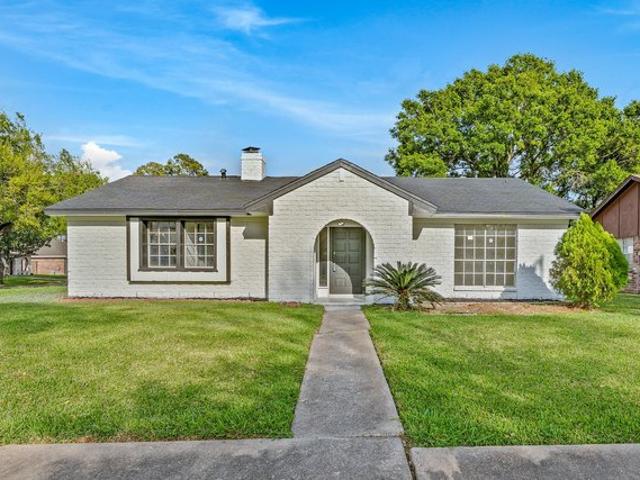 7603 Beech Cove Ln, Houston, TX 77072