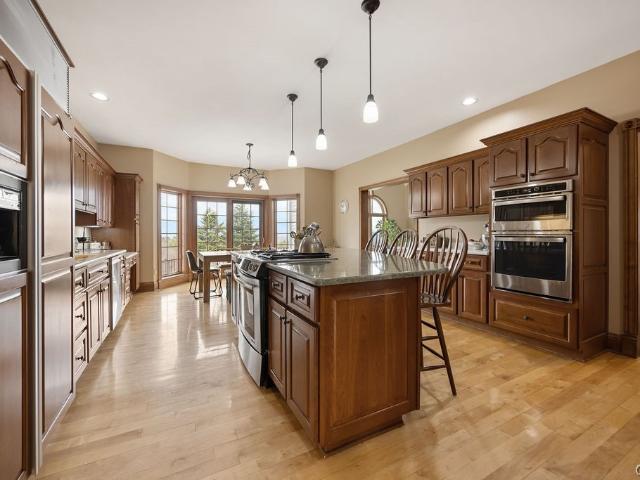 7603 Windsbury Circle