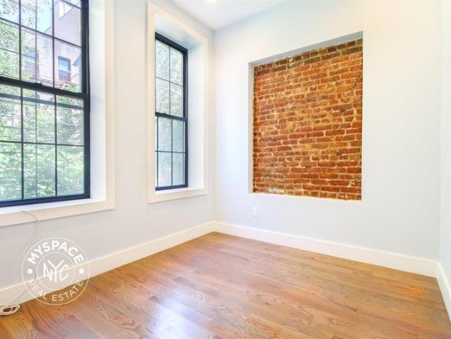 #760 3BR 1.5BA in Prime Bushwick! Available from f