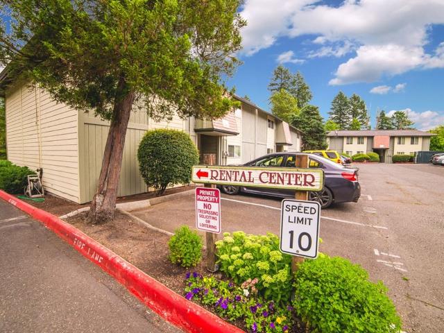 #760 GABRIEL PARK APARTMENTS 2 Bedroom Apartment for Rent at 7740 Sw 45th Ave, Portland, OR 97219 Multnomah