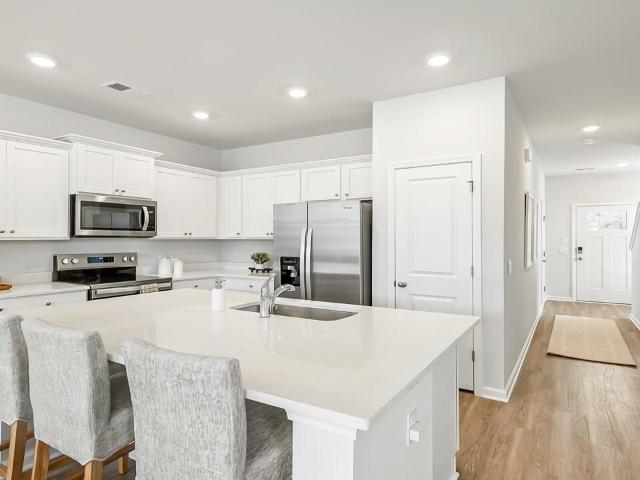 760 Galivant Dr, Summerville, SC 29486 | MLS #26011