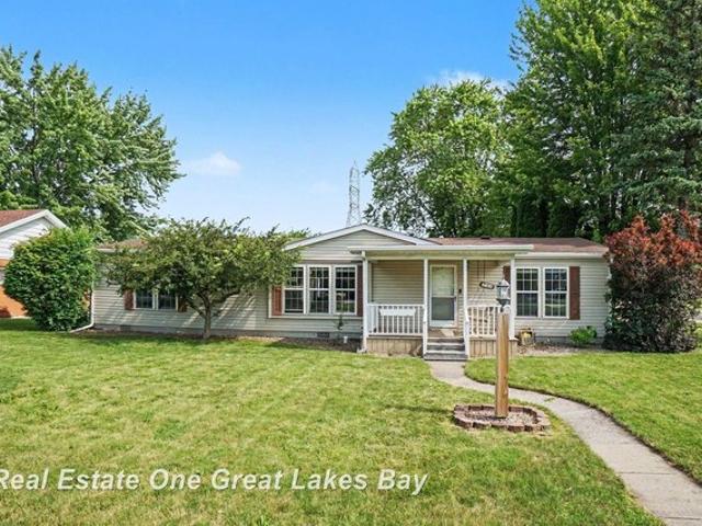 760 Doro Ln, Saginaw, MI 48604