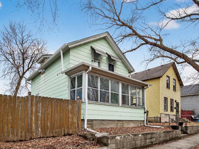 760 Desoto Street