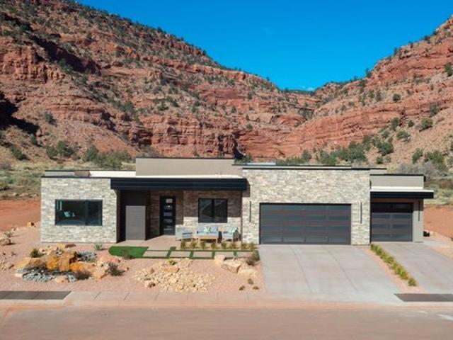 760 E Toms Canyon Rd, Kanab, UT 84741