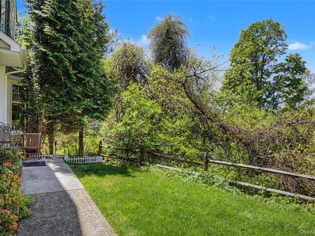 760 Huntington Drive