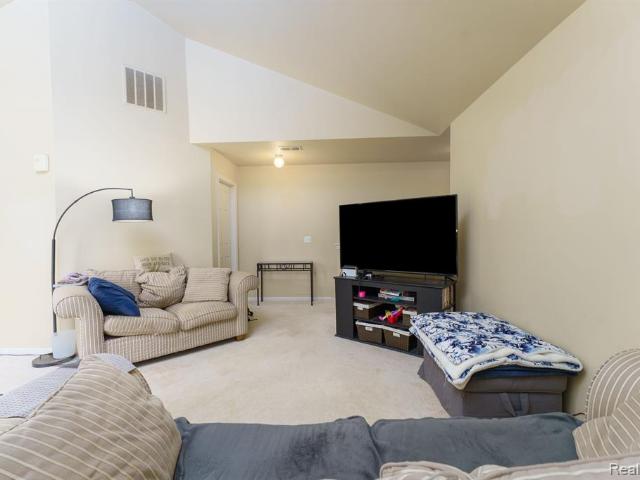 760 olde english circle