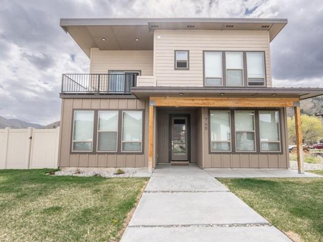 760 N 1st Ave, Hailey, ID 83333