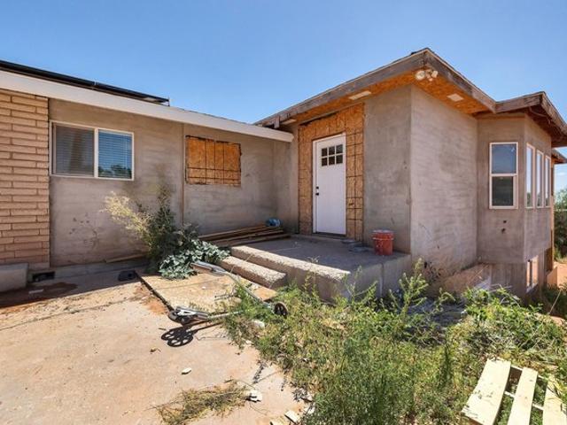760 N Lauritzen St, Hildale, UT 84784