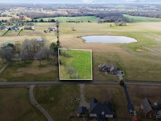 760 N Russell St, Portland, TN 37148 | MLS #3145
