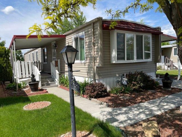 760 W Monte Bella Dr, Taylorsville, UT 84123