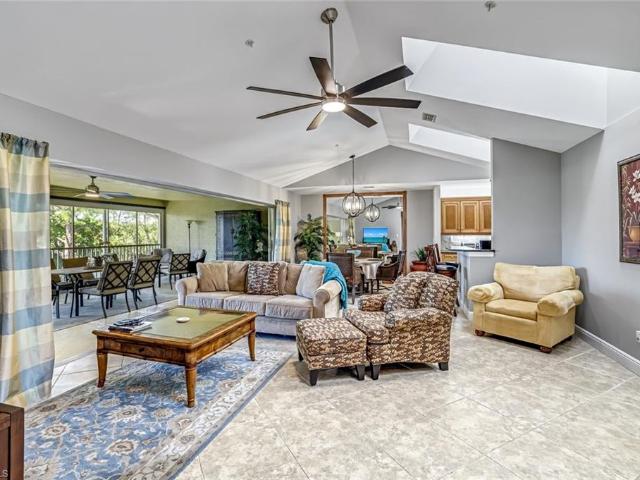 760 Waterford Dr, Unit 303, Naples, FL 34113 | MLS #226009