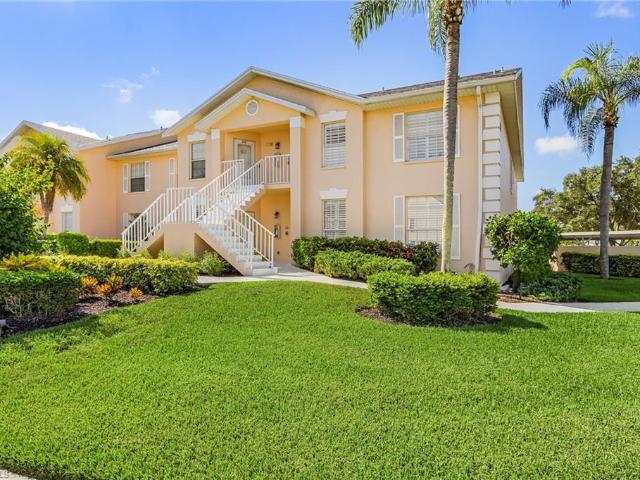 760 Wiggins Lake Dr, Unit 206, Naples, FL 34110 | MLS #226020