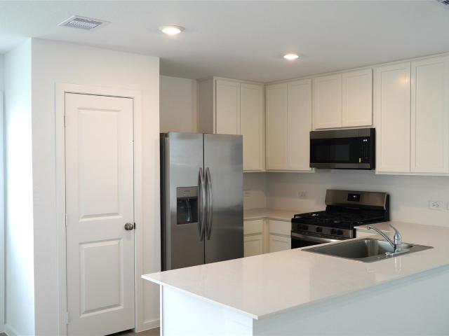 7614 Barcelona Springs