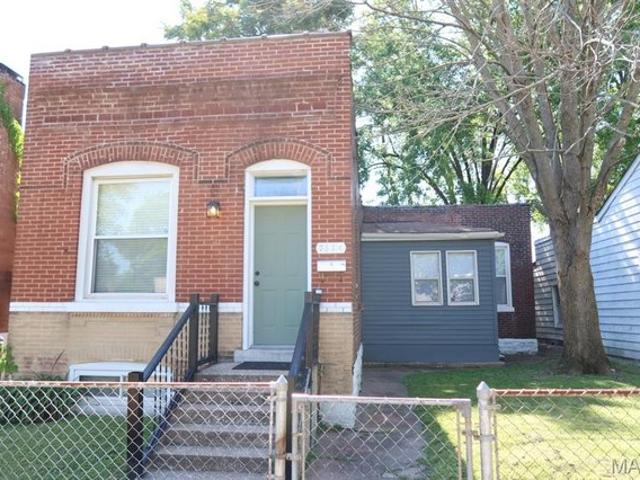 7614 Pennsylvania Ave, Saint Louis, MO 63111
