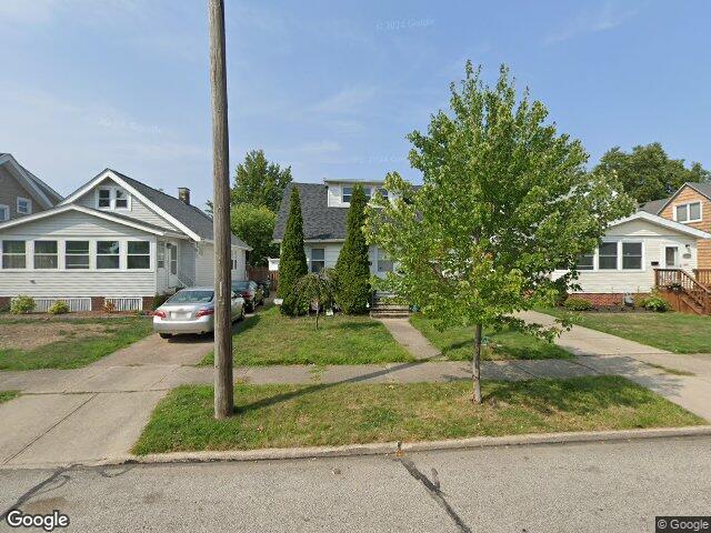 7614 Spring Garden Rd, Parma, OH 44129