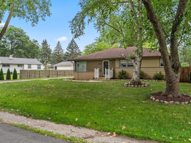 7615 N Delta Pl