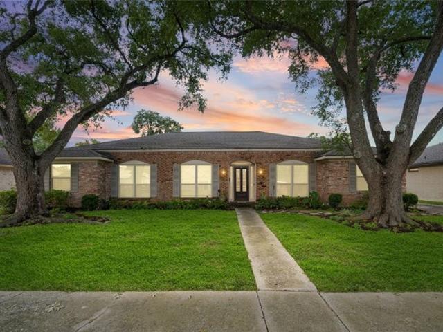 7615 Del Rey Ln, Houston, TX 77071