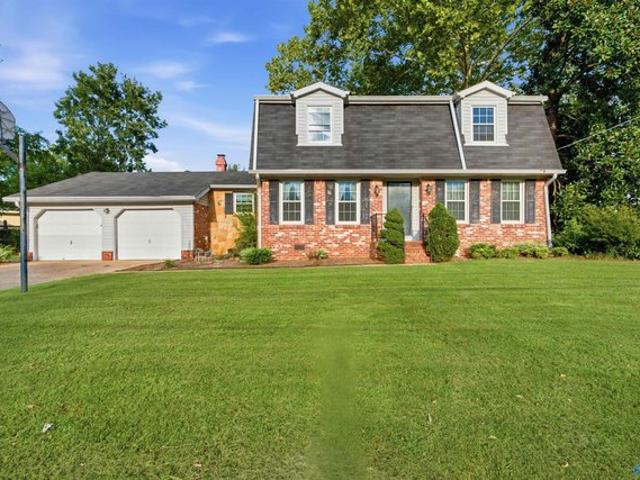 7615 Teal Dr SW, Huntsville, AL 35802