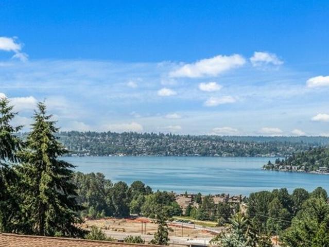 7615 th Ave SE, Newcastle, WA 98056