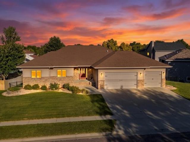 7616 W Stanford Dr, Sioux Falls, SD 57106
