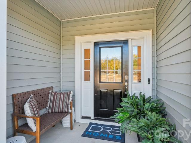7617 Ethora Way, Charlotte, NC 28216 | MLS #4373
