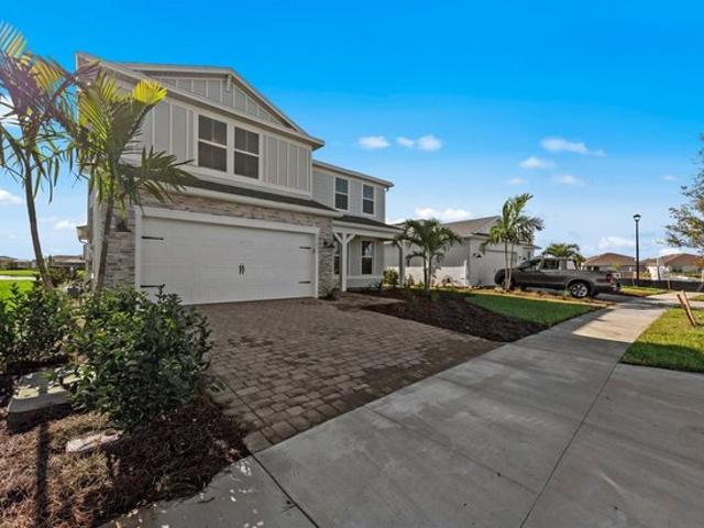 7617 Fulham Ave, Bradenton, FL 34210