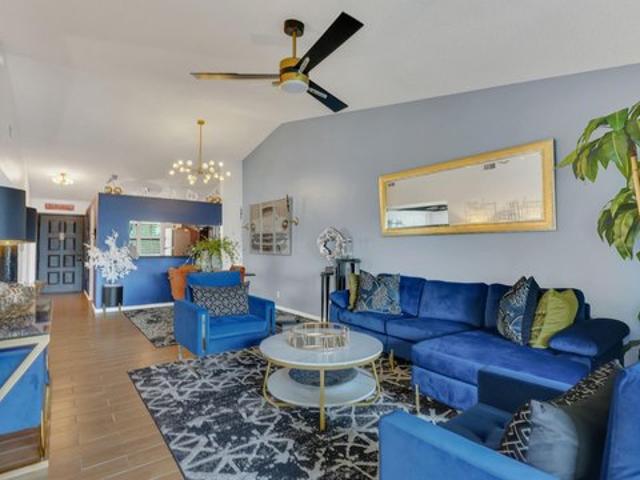 7618 Tahiti Ln Apt 206, Lake Worth, FL 33467