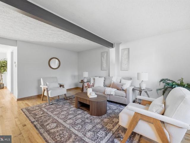 7619 Nutwood Court