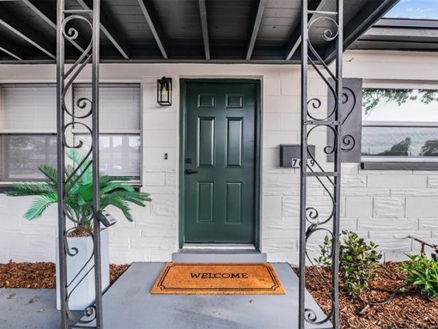 7619 33rd Ave N, Saint Petersburg, FL 33710