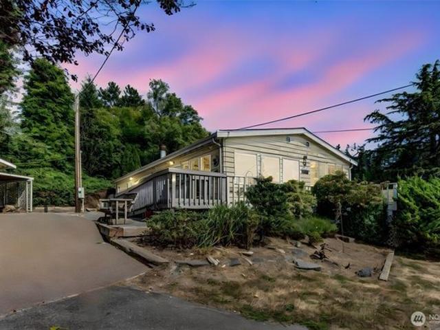 7610 Hermosa Beach Rd, Tulalip, WA 98271