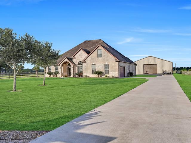 7611 Oak Alley Court