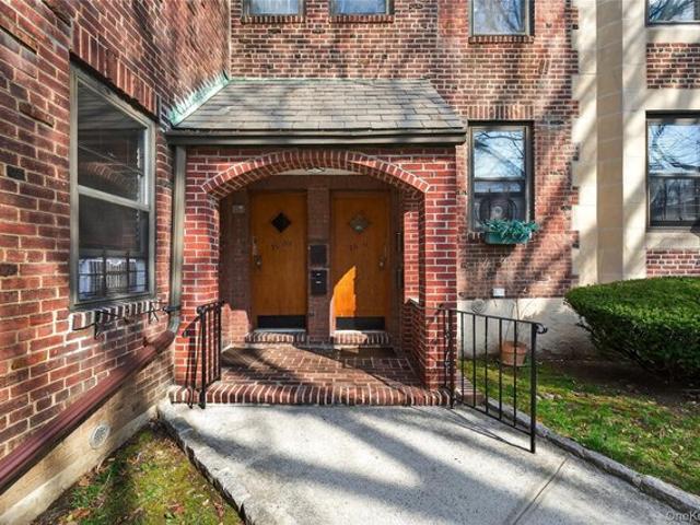 7611 Ditmars Blvd Unit 2, East Elmhurst, NY 11370