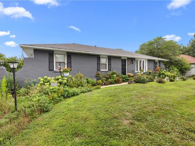 7611 Harry S Truman Drive