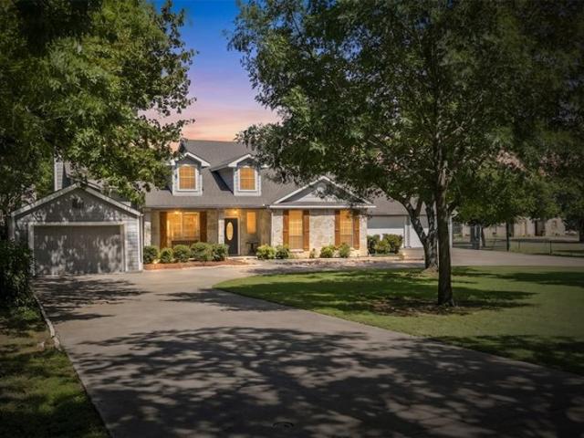 7611 Ledbetter Rd, Arlington, TX 76001