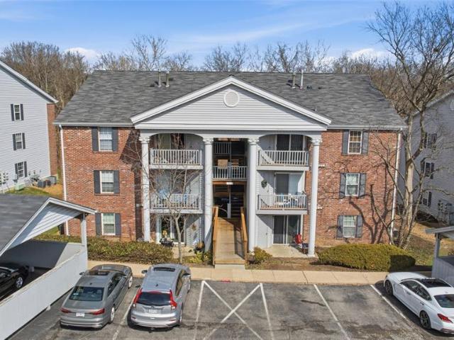 7611 Triwoods Dr, Unit J, St. Louis, MO 63119 | MLS #26013 | Compass