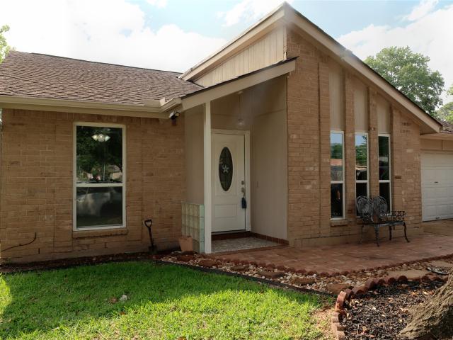 7611 Woodland W Dr, Houston, TX 77040 | MLS #58905 | Compass