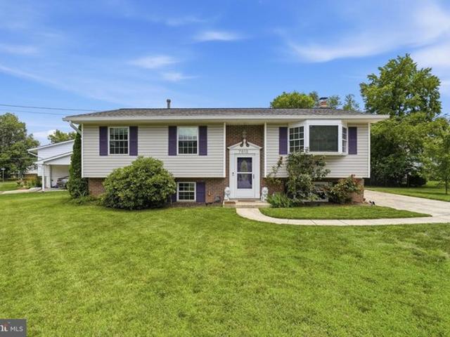 7612 Mahoney Dr, Lorton, VA 22079