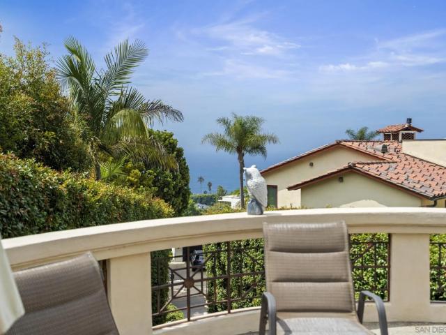 7612 Hillside Dr, San Diego, CA 92037 | MLS #260006 | Compass