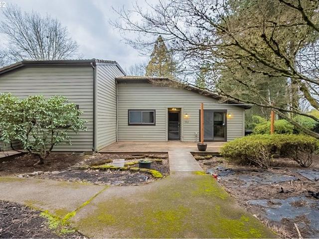 7612 SW Cresmoor Dr, Beaverton, OR 97008